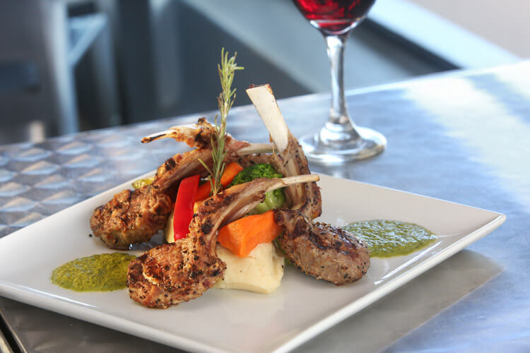 Bermuda Bars and Pubs | Bermuda.com