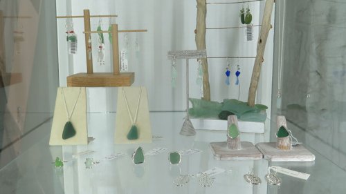 Meet the Artists at The Bermuda Craft Market Bermuda.com