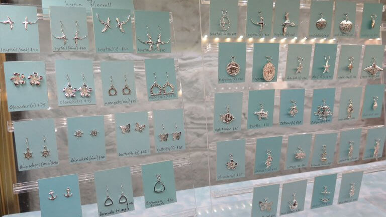 Meet the Artists at The Bermuda Craft Market Bermuda.com